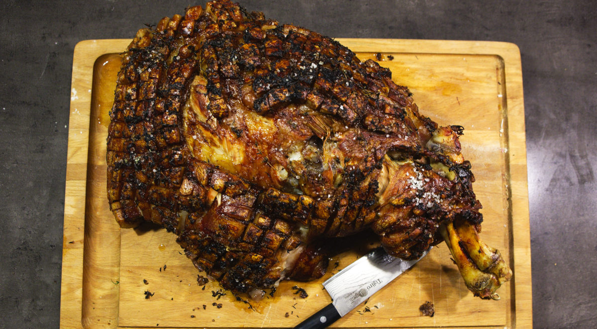 Grillet helstegt pattegris - home-style! » Grill & Kokkerier